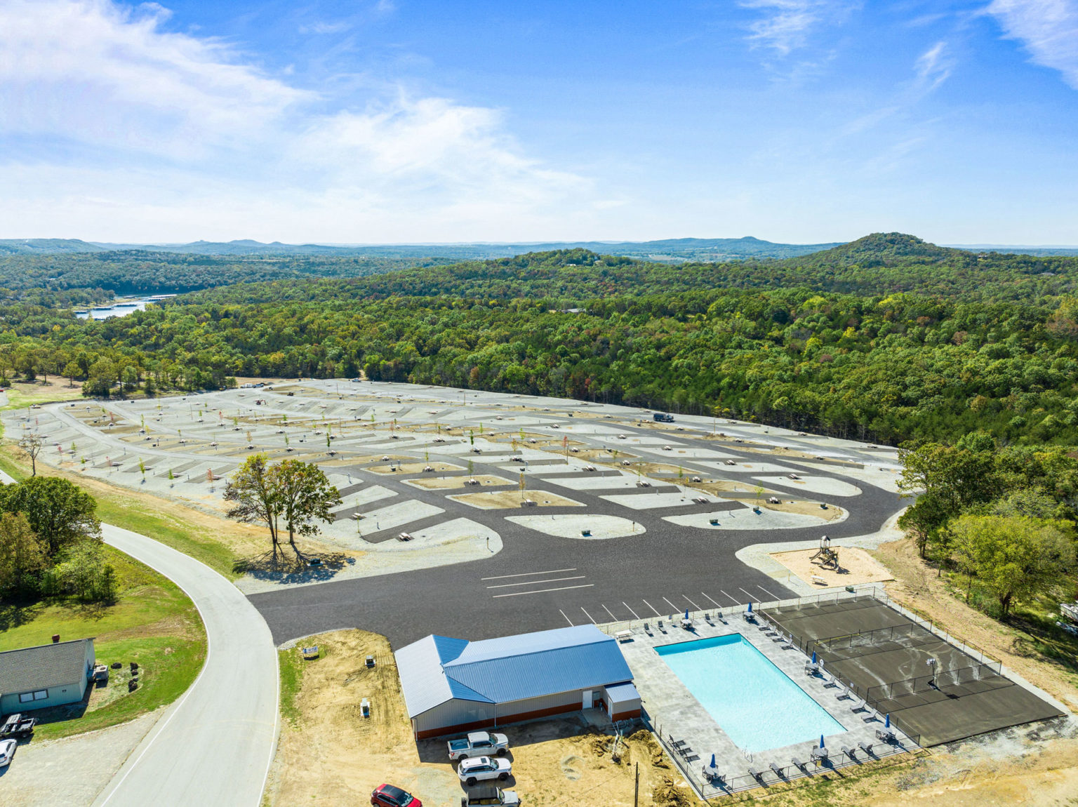 Lodging | Black Oak Mountain Amphitheater | Lampe, MO